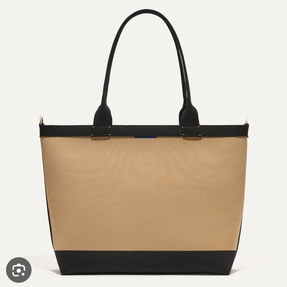 Rothy's | Bags | Rothys The Lightweight Zip Tote In Shortbread New ...